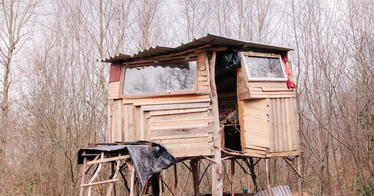 Sociologist-turned-photographer Kevin Faingnaert shows alternative life ...