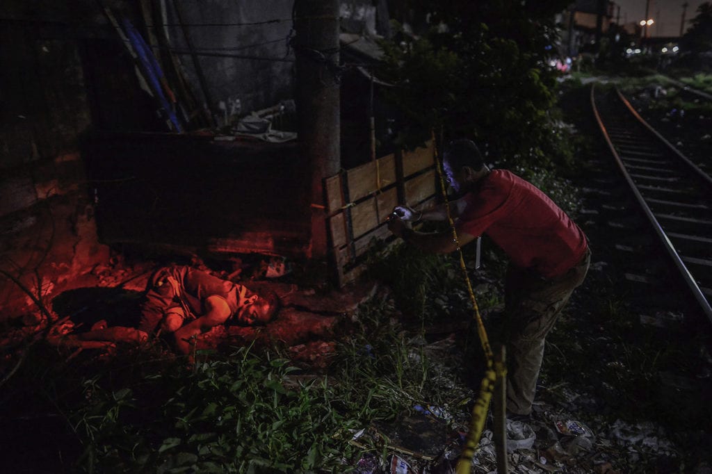 Ezra Acayan wins the 2018 Ian Parry Scholarship - 1854 Photography