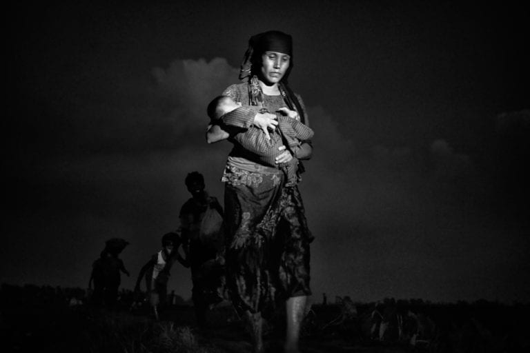 Ezra Acayan wins the 2018 Ian Parry Scholarship - 1854 Photography