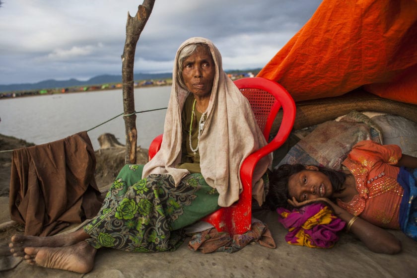 Ezra Acayan wins the 2018 Ian Parry Scholarship - 1854 Photography