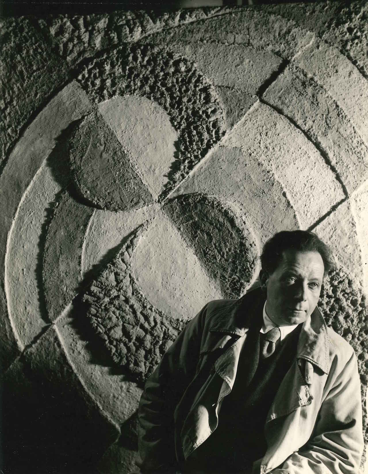 Florence Henri: Reflecting Bauhaus - 1854 Photography