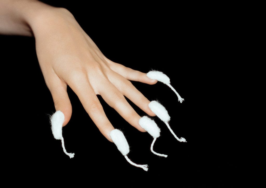Ordinary Magazine #9: Tampons - 1854 Photography