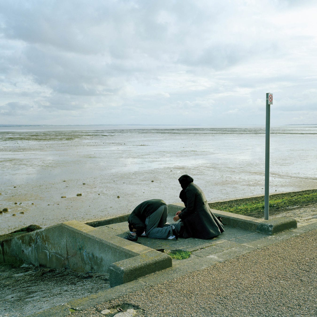 Chloe Dewe Mathews discovers a richness of life along the River Thames