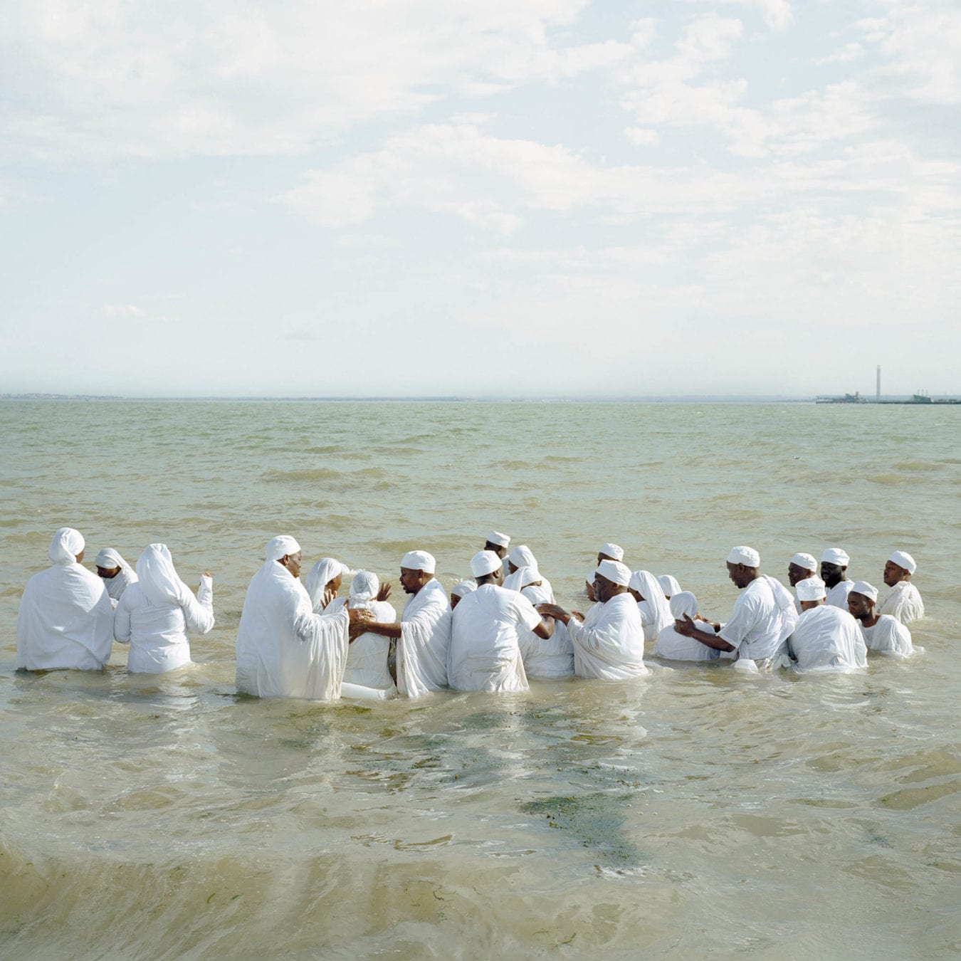 Chloe Dewe Mathews discovers a richness of life along the River Thames