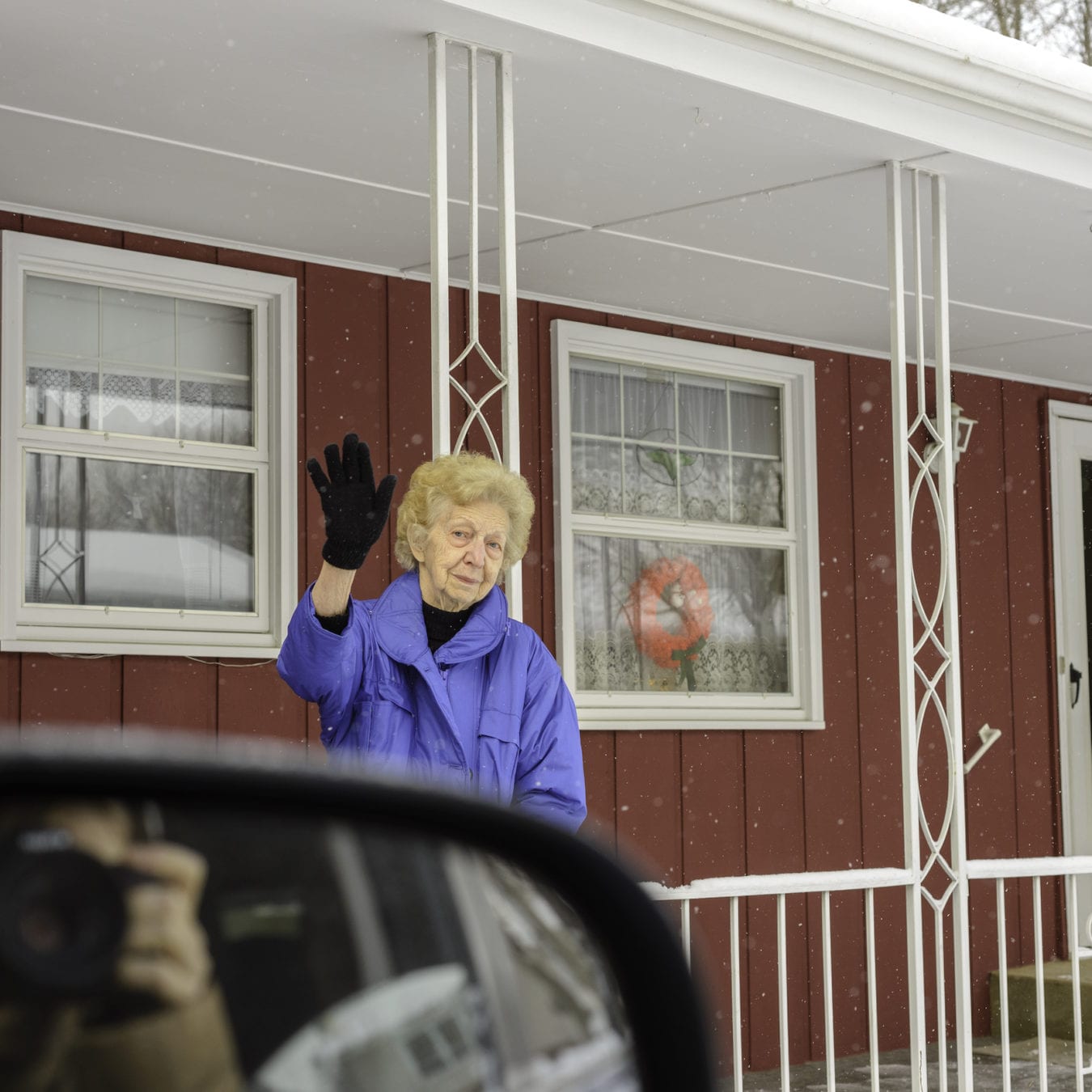 27 years of Goodbye: Deanna Dikeman’s Leaving and Waving - 1854 Photography