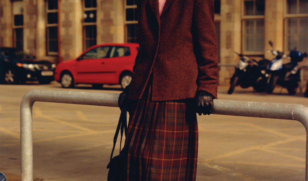 Jamie Hawkesworth's a blue painted fence - 1854 Photography