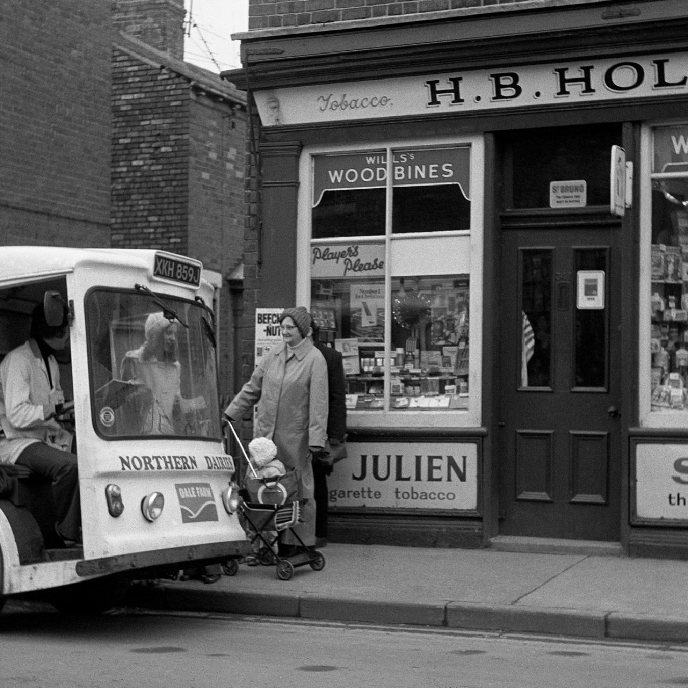 Alec Gill: psychologist with a camera - 1854 Photography