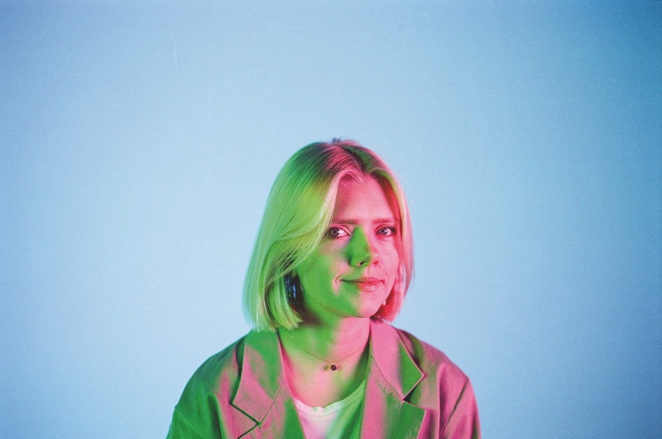 Creative Brief: Dana Pavlychko, Saliut magazine - 1854 Photography