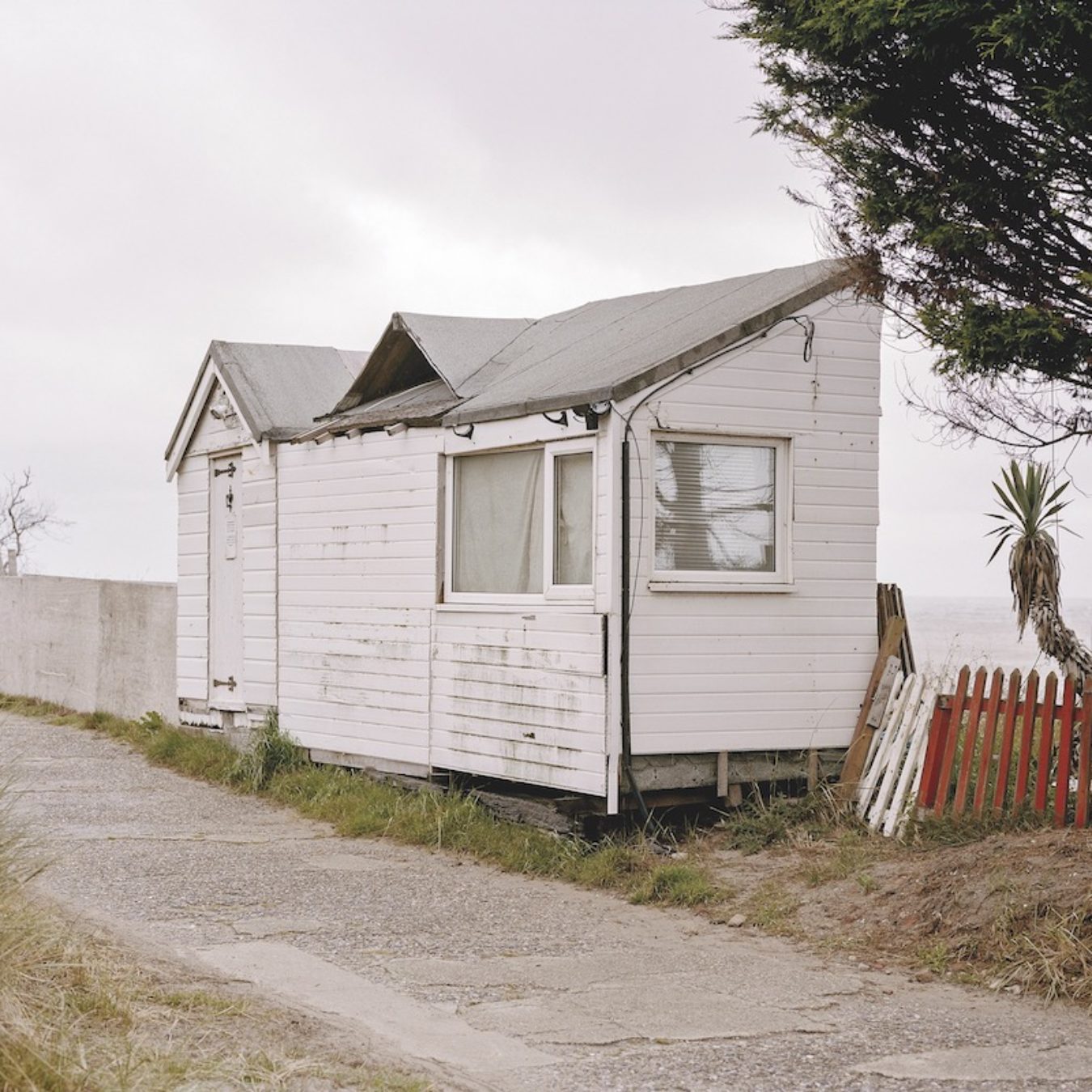 Max Miechowski documents the community that lives along England's ...
