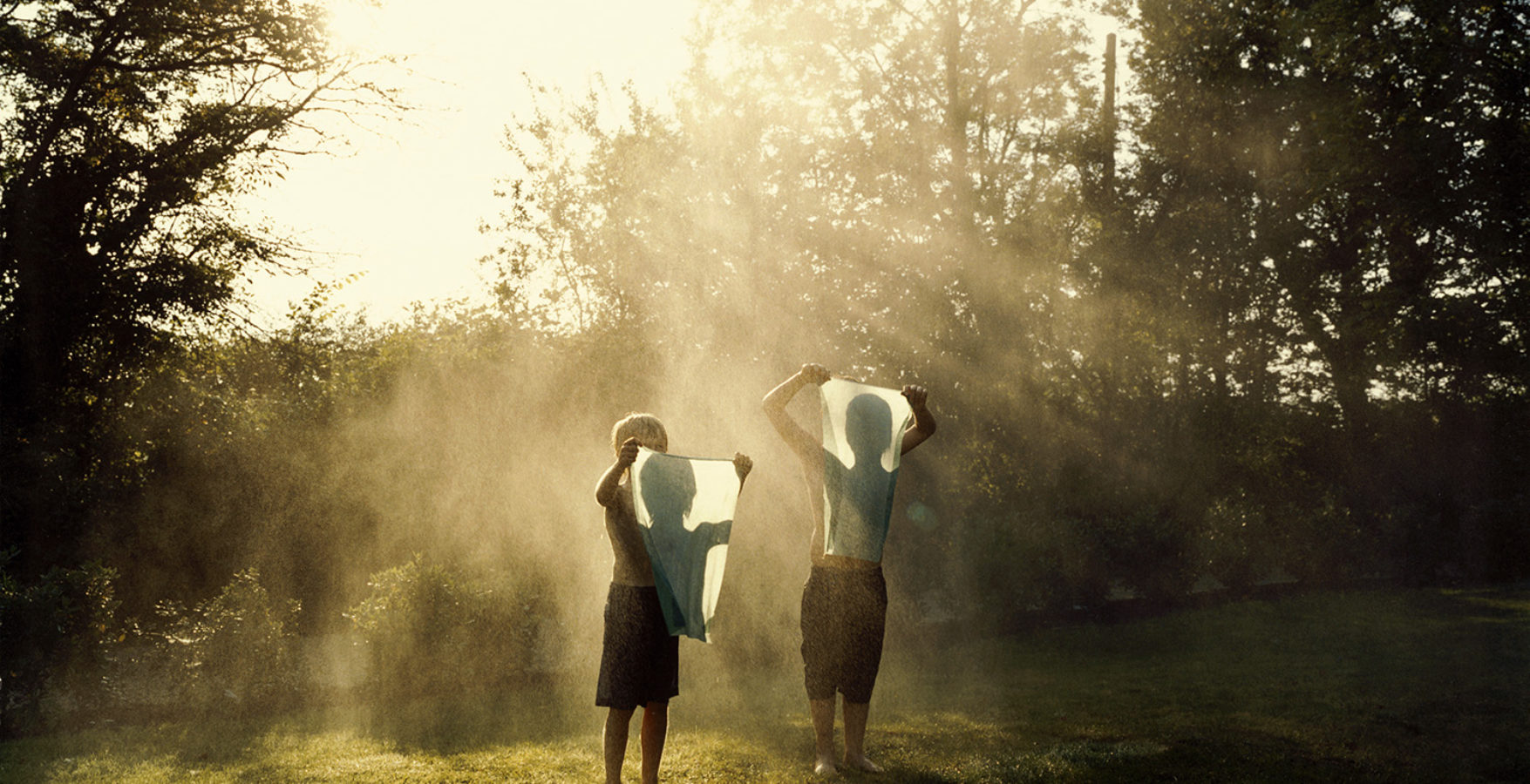 Emma Hardy’s debut monograph is a tender document of motherhood ...