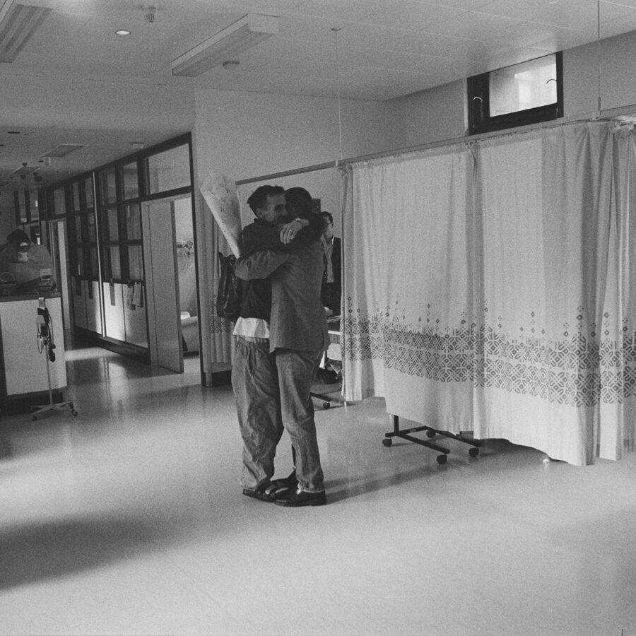 Revisiting Gideon Mendel’s AIDS-ward photographs, 30 years on - 1854 ...