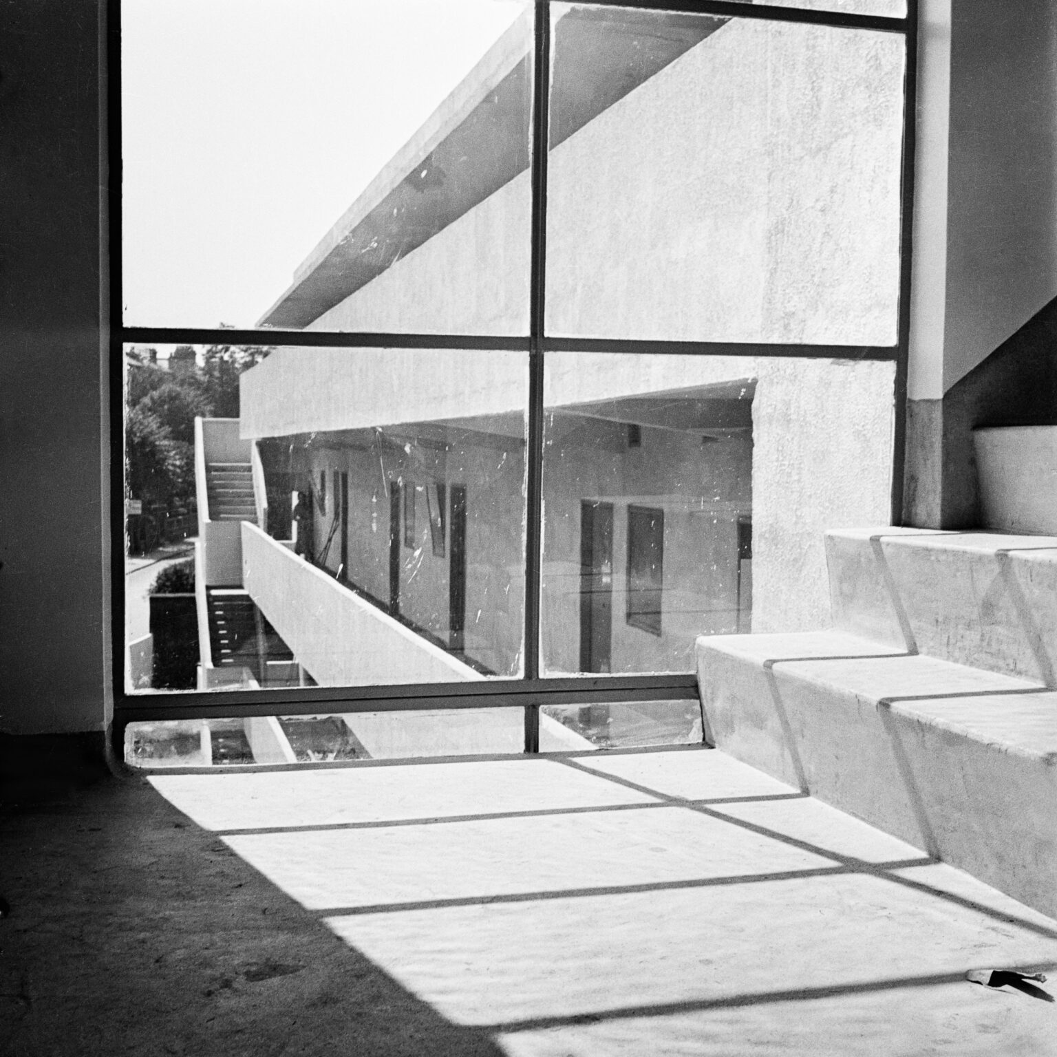 Rebuilding Edith Tudor-Hart through a feminist lens - 1854 Photography