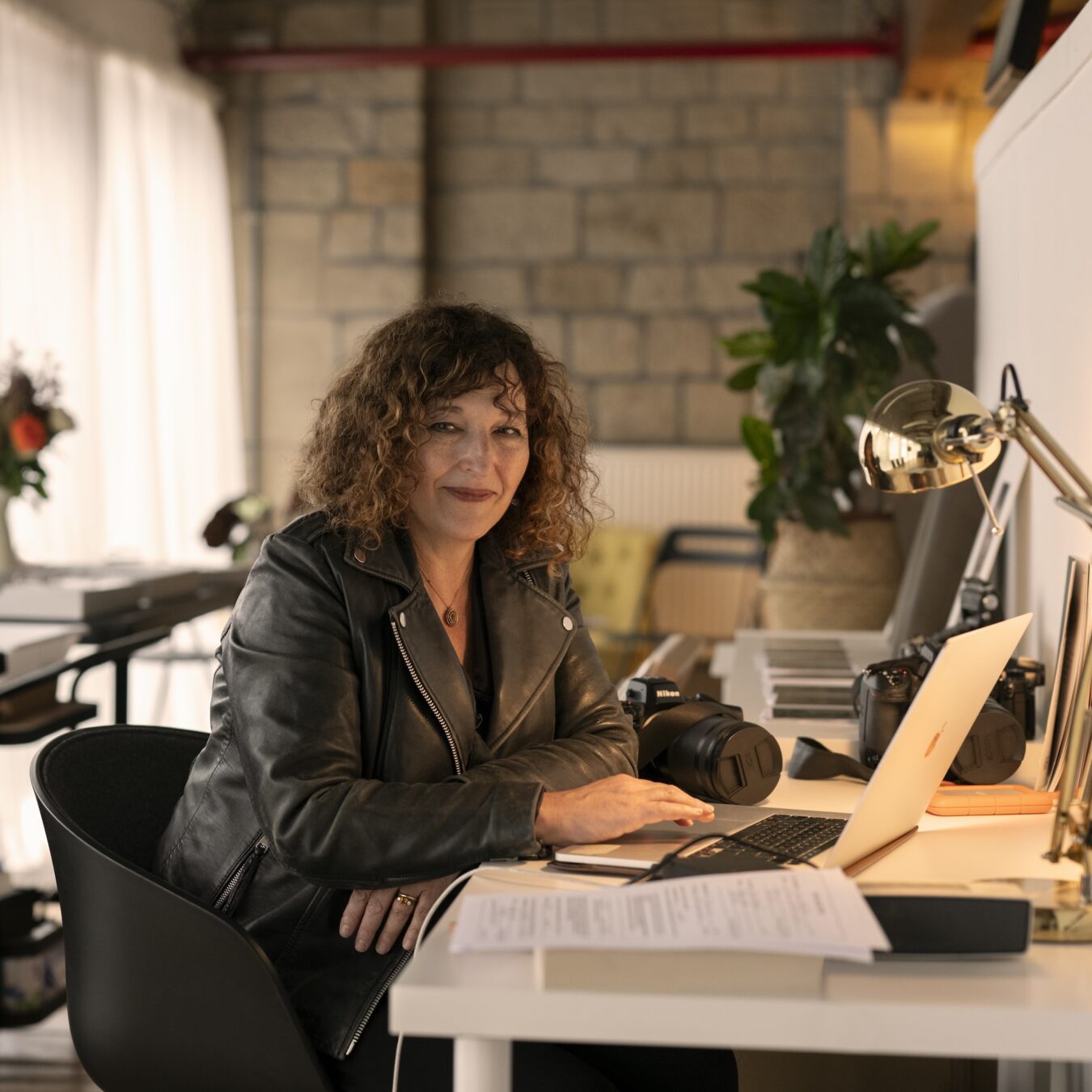 In the Studio with Carolyn Mendelsohn - 1854 Photography