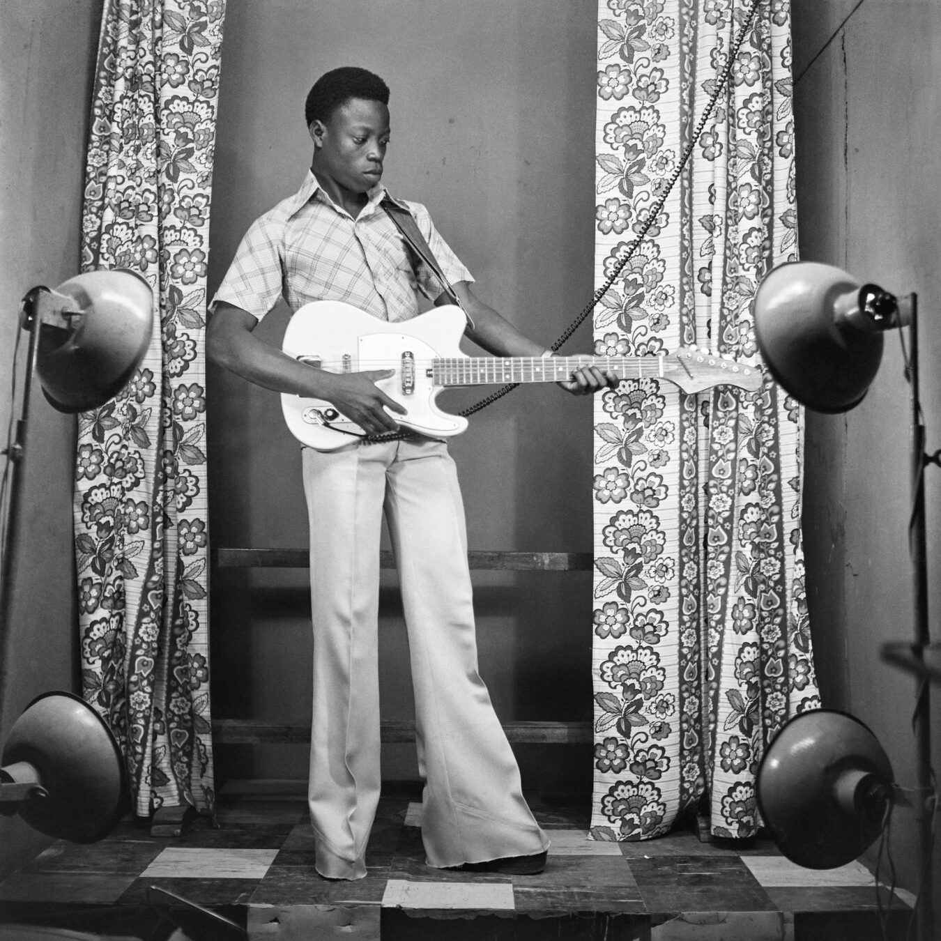 At Autograph, an exhibition capturing the 1970s spirit of a flourishing Lagos - 1854 Photography