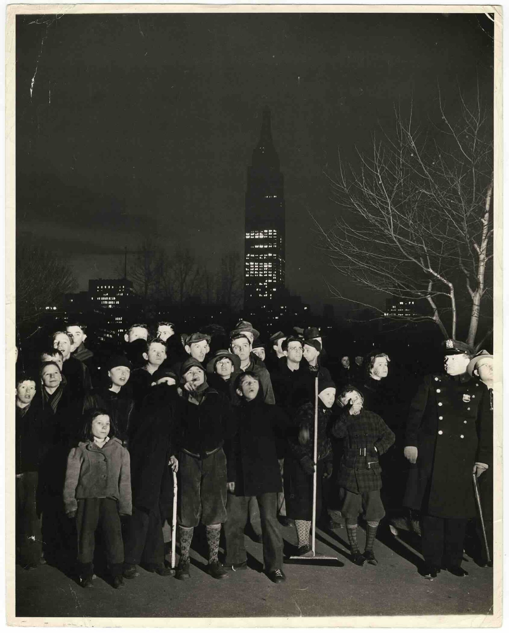 Revisiting Weegee in an epoch where image and illusion is king - 1854 ...