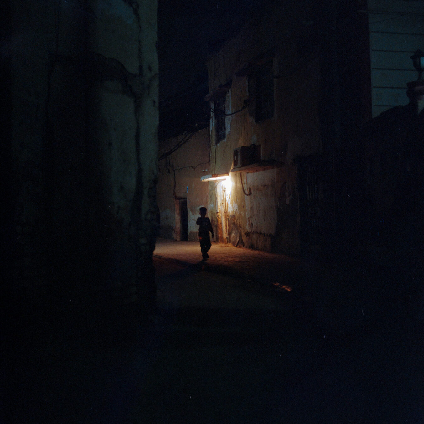 Savino Carbone challenges photojournalistic tradition in Iraq - 1854 ...